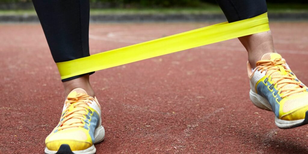 Elastic Bands: We propose this Exercise Plan!