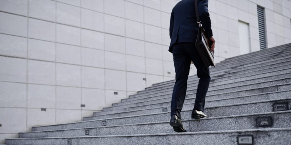 10,000 Steps a day, are they necessary to stay healthy?
